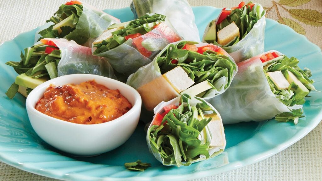 Veggie Rolls with Arugula and Tofu