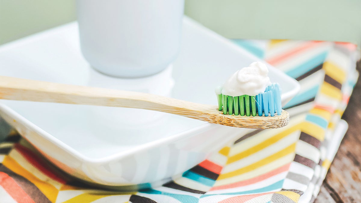 How to Make Your Own Toothpaste | Natural Toothpaste Recipe