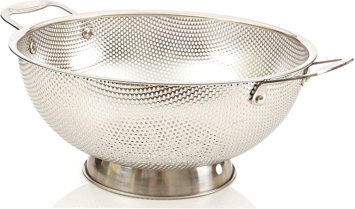 Top Colanders for Your Home Kitchen