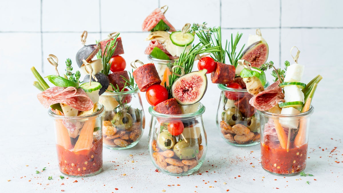 Jarcuterie: The Newest Trend in Summer Snacking - Clean Eating
